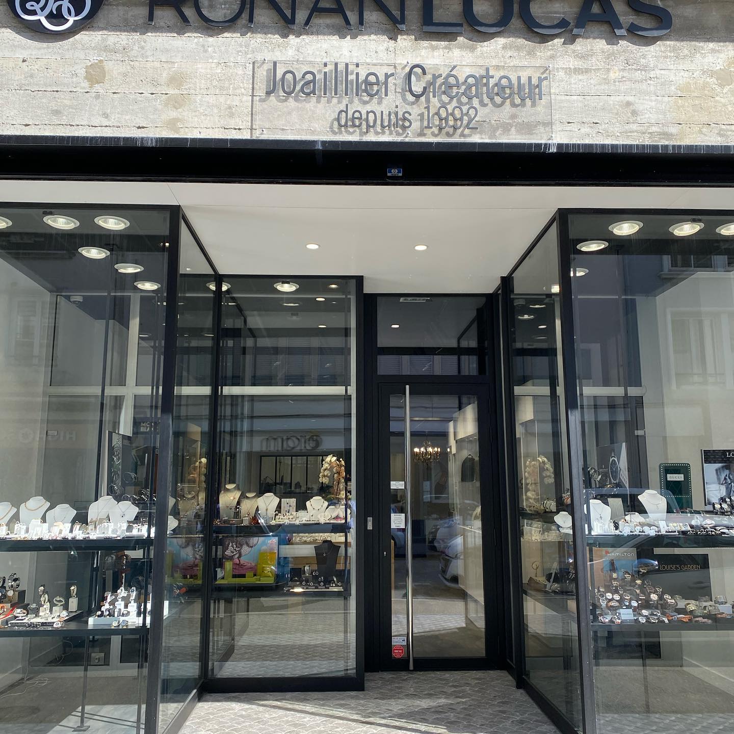 Points de vente Bijoux Or Femme - Mineral joaillerie